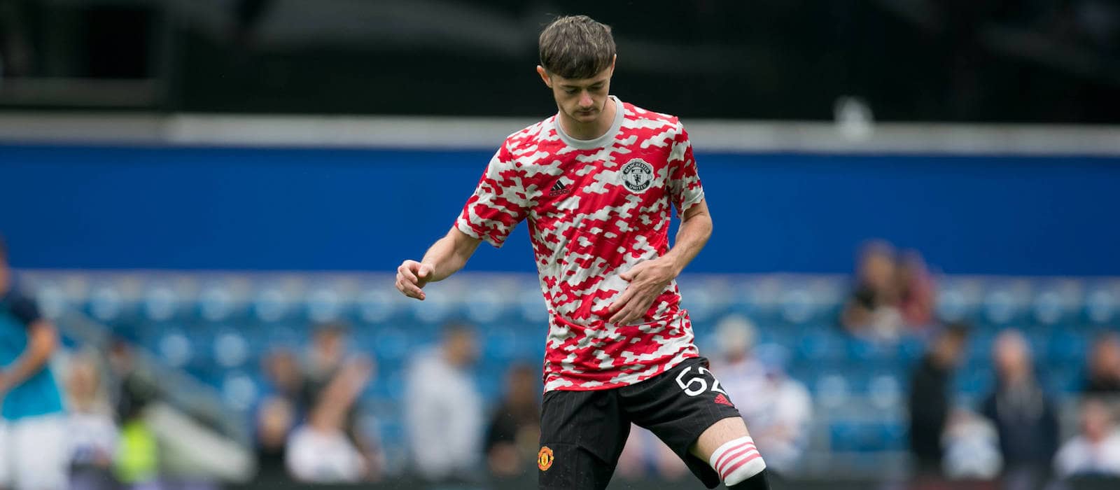 Joe Hugill scores on Altrincham FC league debut - Man United News And ...