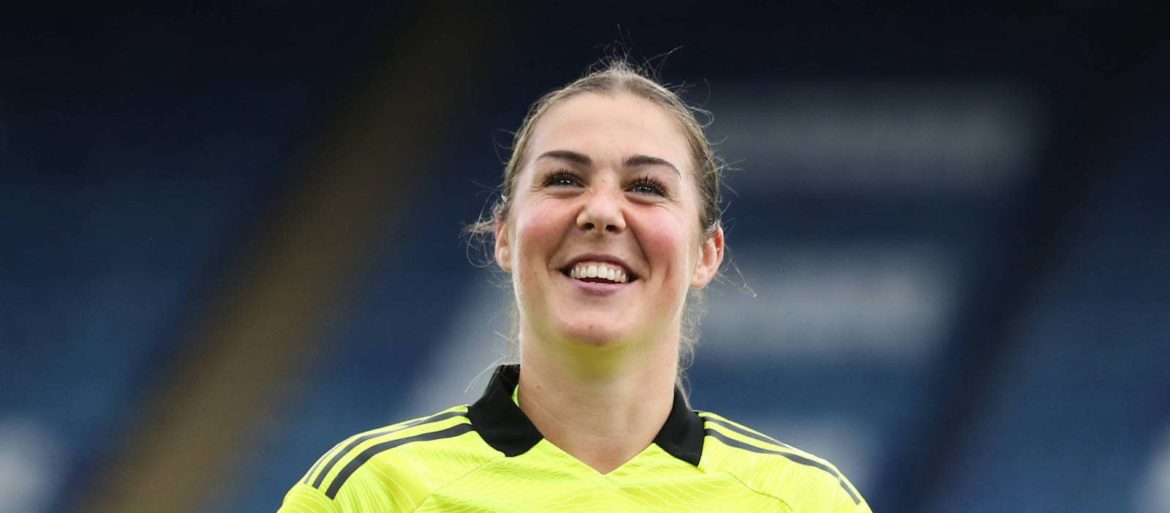 Mary Earps discusses her return to the England Women's team - Man ...