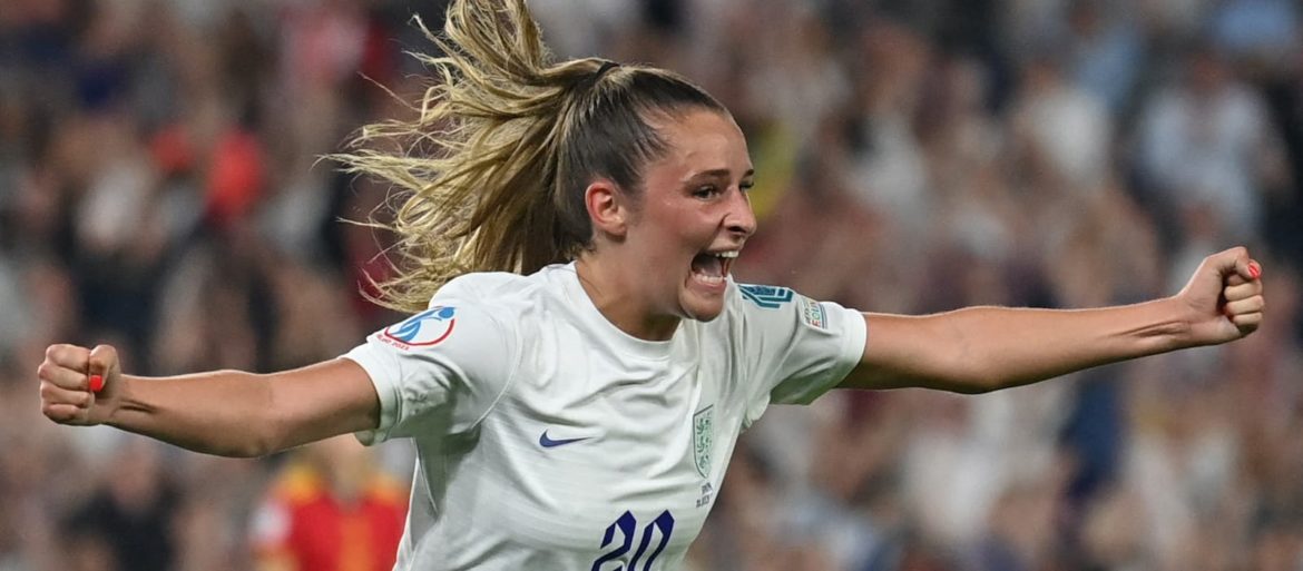 Ella Toone discusses ambitions for the season - Man United News And ...