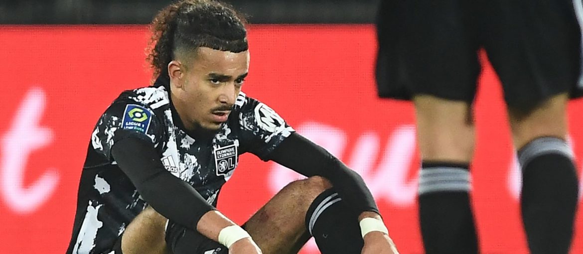 Malo Gusto is included in the list of Manchester United right-back ...