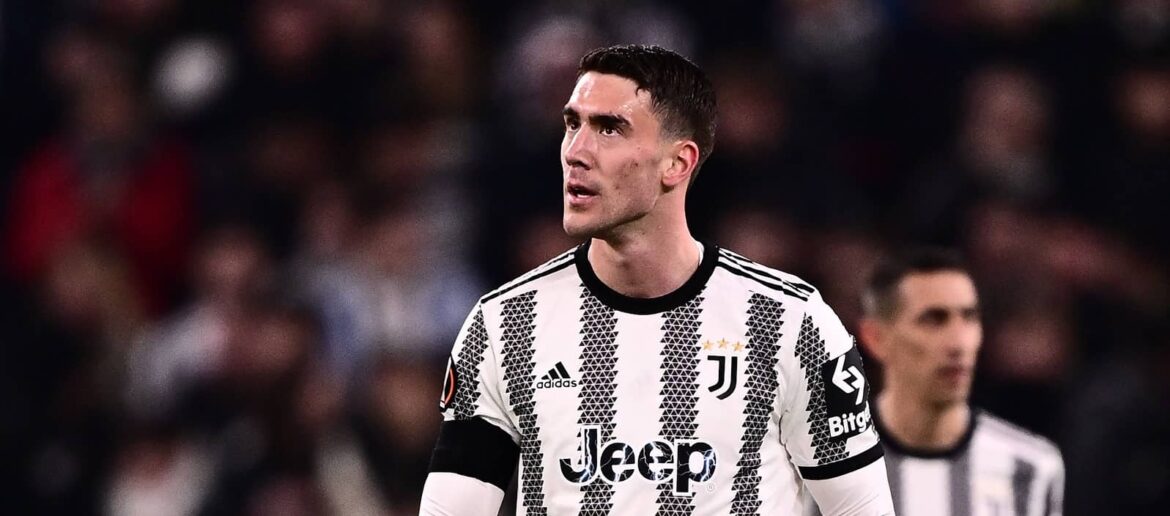 United become frontrunners to sign Dusan Vlahovic in January - report ...