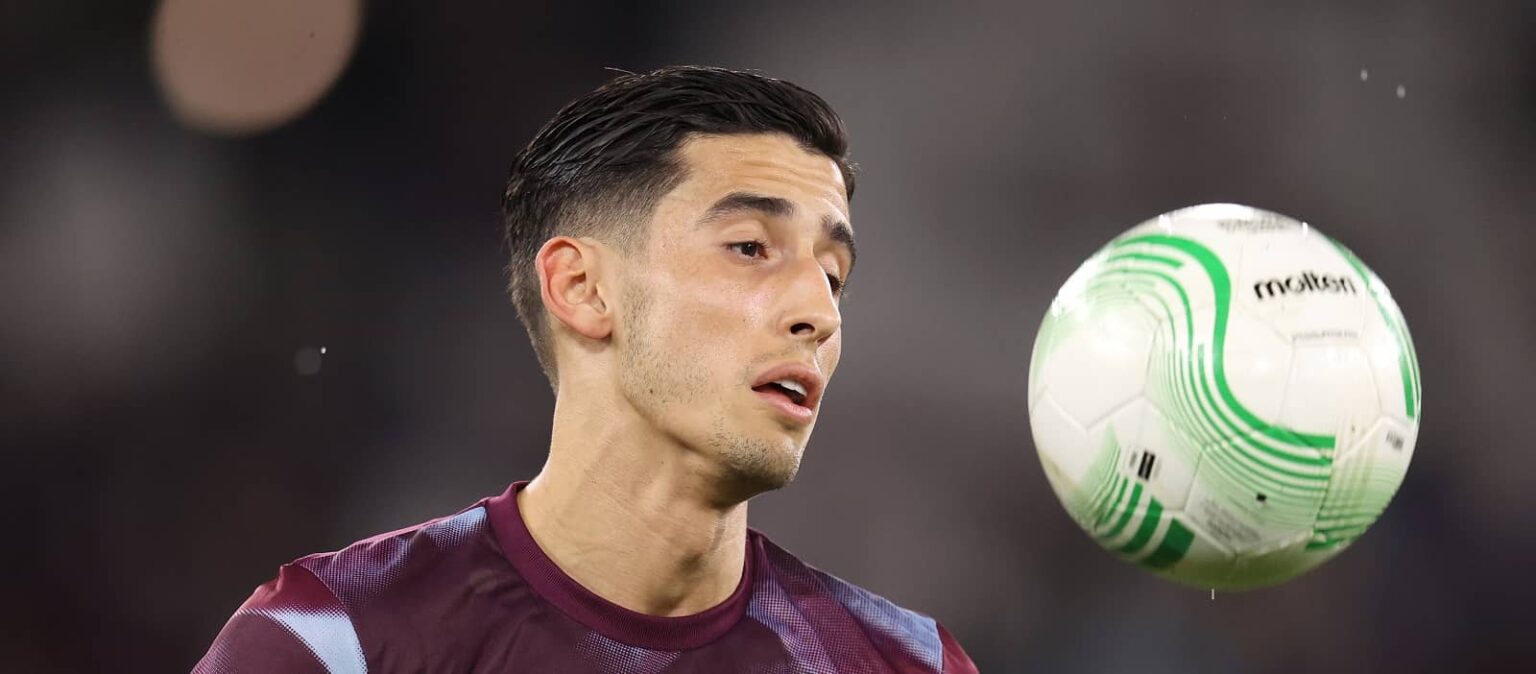 Nayef Aguerd: Manchester United plotting move for Marseille star - Man ...