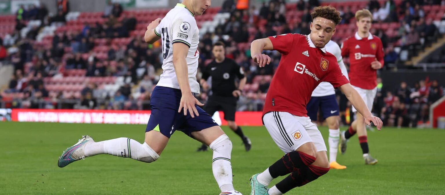 Manchester United defender Sam Murray pens emotional farewell message ...