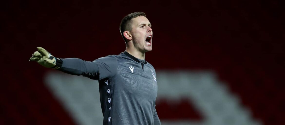 Dean Henderson's proposed move to Nottingham Forest could collapse ...