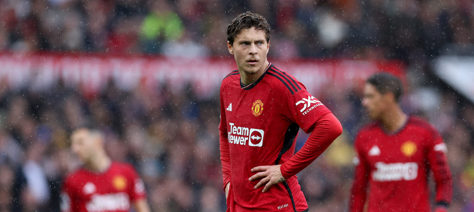 Victor Lindelof: Ex-Man United star's hunt for new club takes odd turn ...