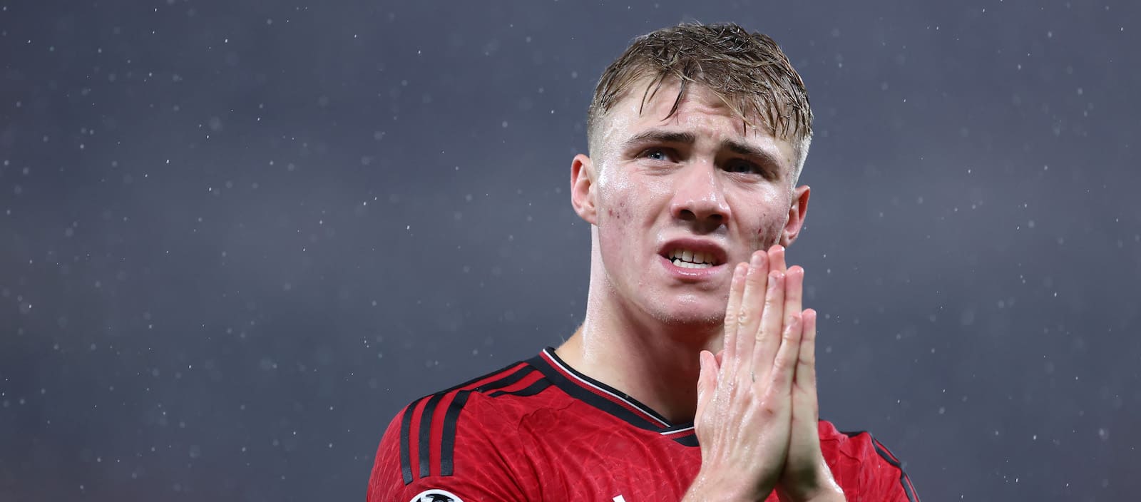 Manchester United's Rasmus Hojlund showcases stellar skills during ...