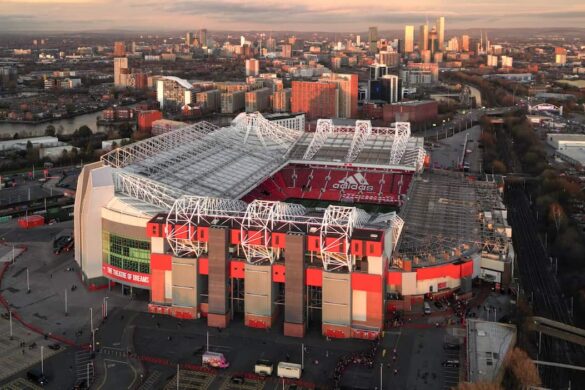 Video: Manchester United reveal stunning new Old Trafford tunnel for ...