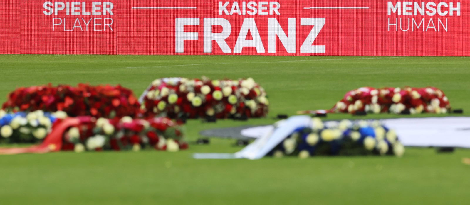 Alex Stepney pays tribute to Franz Beckenbauer and Sir Bobby Charlton ...