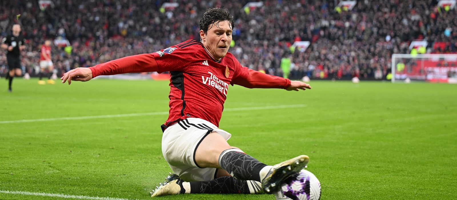 Victor Lindelof's agent scuppering Man United's deal for top target ...