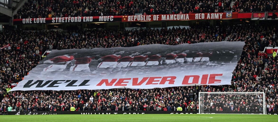 Manchester United have planned to unveil their first-ever tifo banner ...