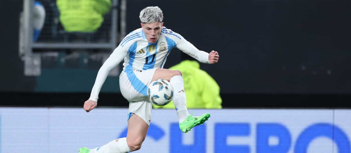 Manchester United star Alejandro Garnacho recalled to Argentina ...