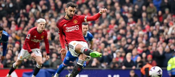 Bruno Fernandes sets new Man United penalty record after strike vs ...