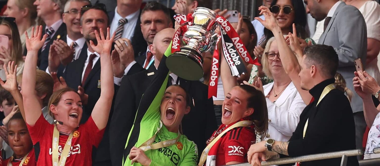 Mary Earps: Man United Women legend closing in on WSL return - Man ...