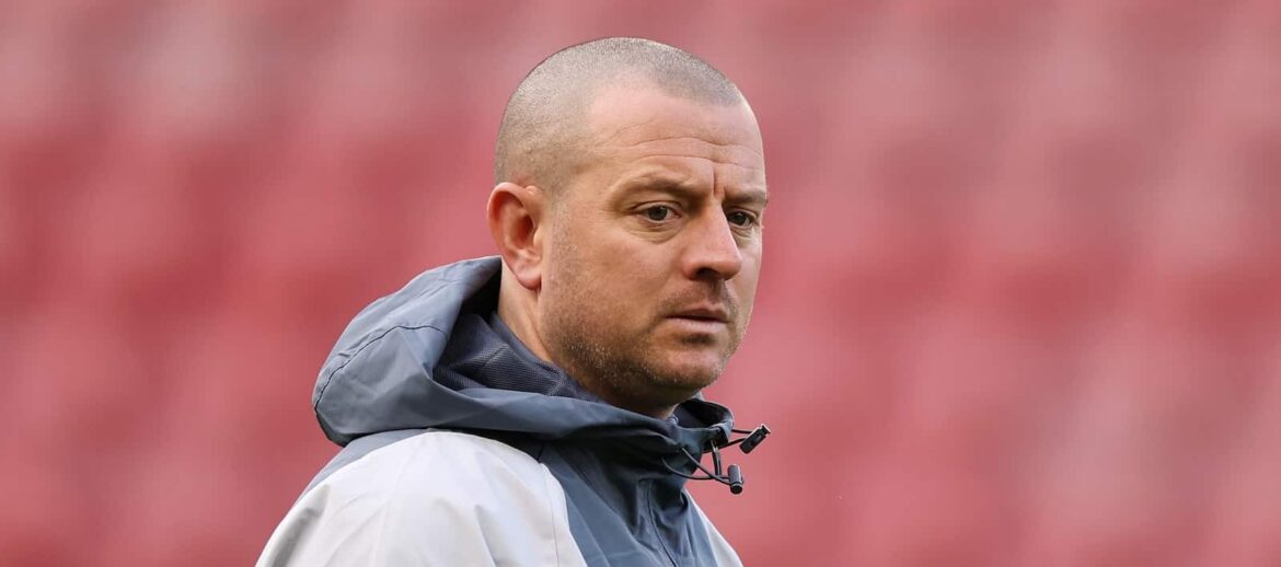 Travis Binnion hails Man United youngsters after impressive victory ...