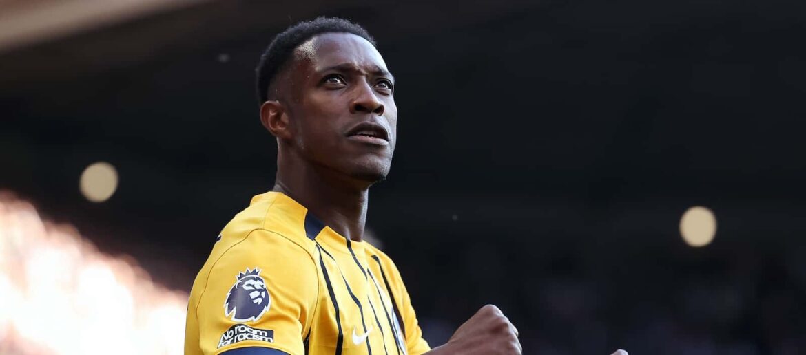 Manchester United should do everything to sign Danny Welbeck from ...