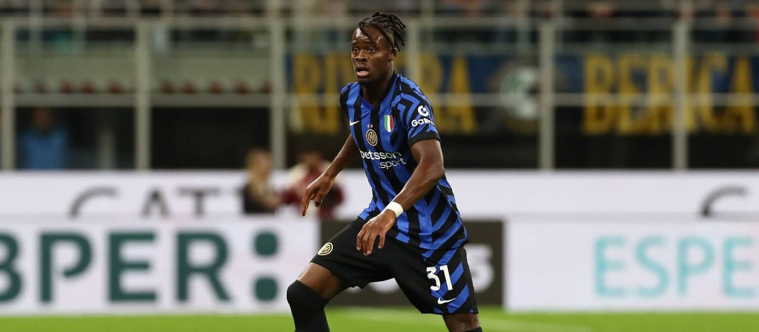 Man United linked Yann Bisseck makes bold Inter Milan decision - Man ...