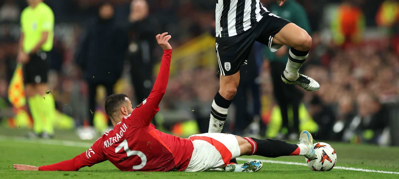 Manchester United duo in top 10 for slide tackles made so far this ...