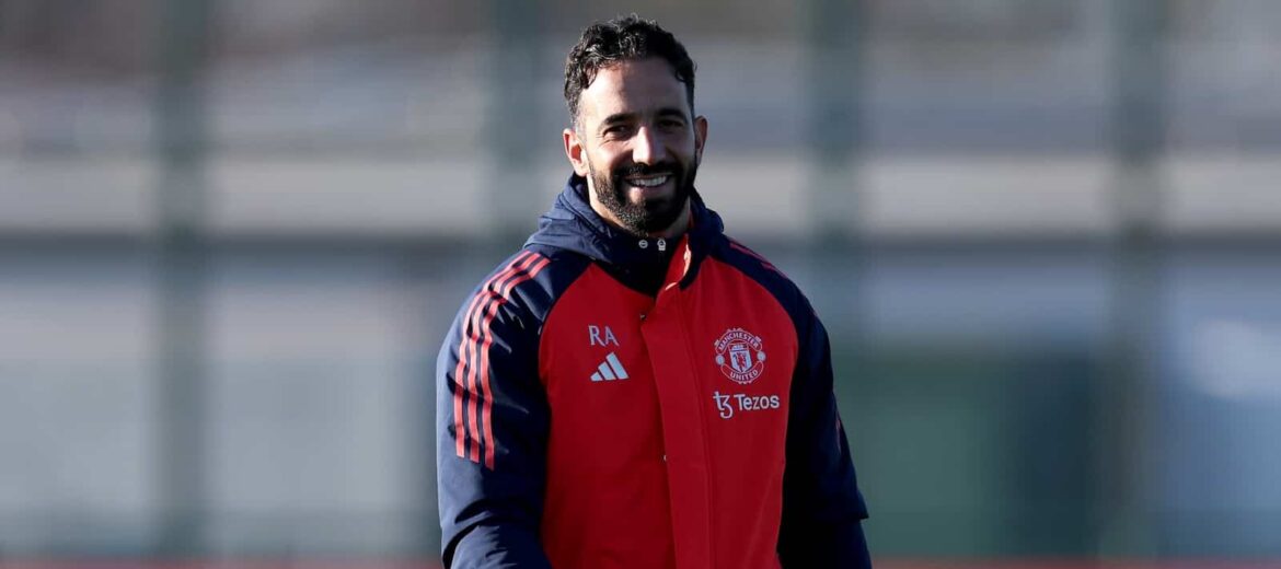 Man United players celebrate Ruben Amorim and Darren Fletcher's ...