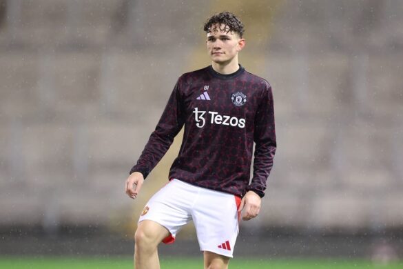 Kai Rooney: Man United starlet delivers hugely frustrating update - Man ...