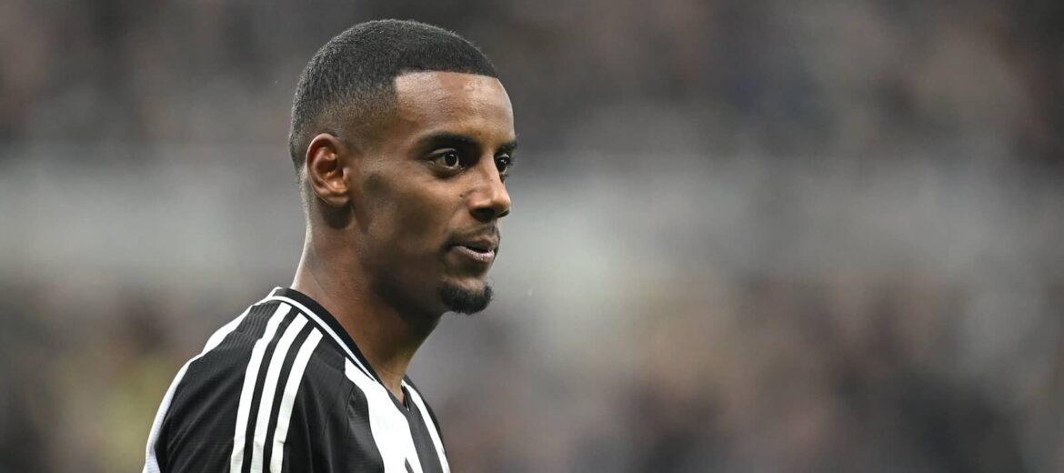 Man United make Alexander Isak decision as Newcastle man says he wants out - Man United News And ...