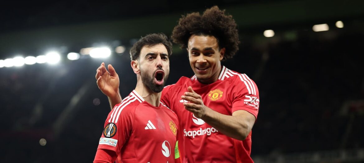 Zirkzee to Roma: Contract details revealed as Man United reach ...