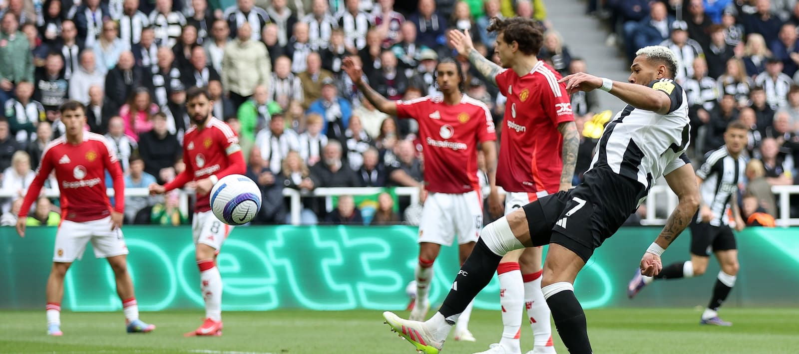 Match Report: Newcastle 4-1 Manchester United - Man United News And Transfer News | The Peoples ...
