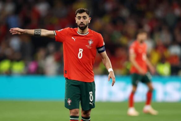 Bruno Fernandes kept quiet as Portugal are held by DR Congo - Man ...