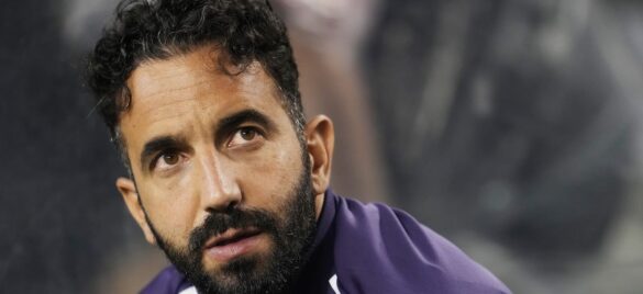 Ruben Amorim ditches Erik ten Hag's rules, sets his own pre-match ...