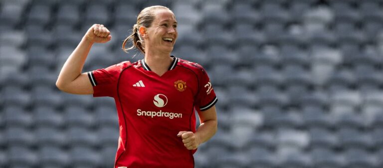 Elisabeth Terland predicts big things for Man United after huge victory ...