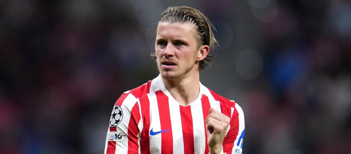 United to sign two midfielders, Conor Gallagher is January transfer ...