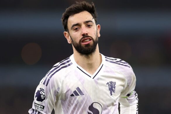 Denmark boss fires subtle shot at Man United as he hails Rasmus Hojlud ...