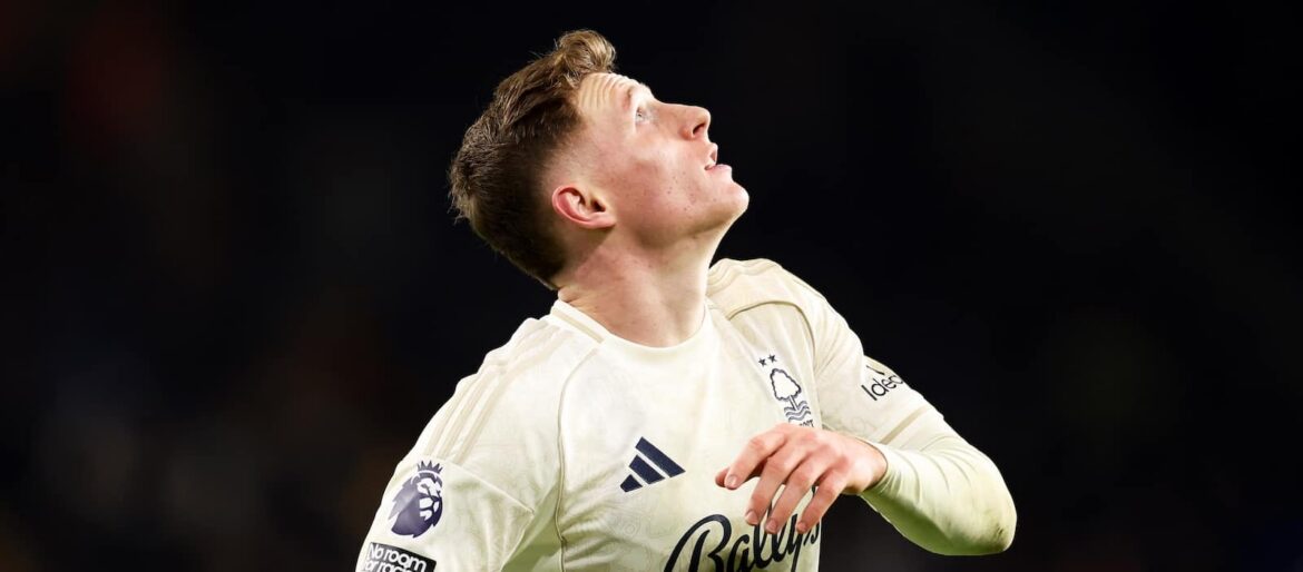 Elliot Anderson: Man United's top target threatened by Chelsea - Man ...