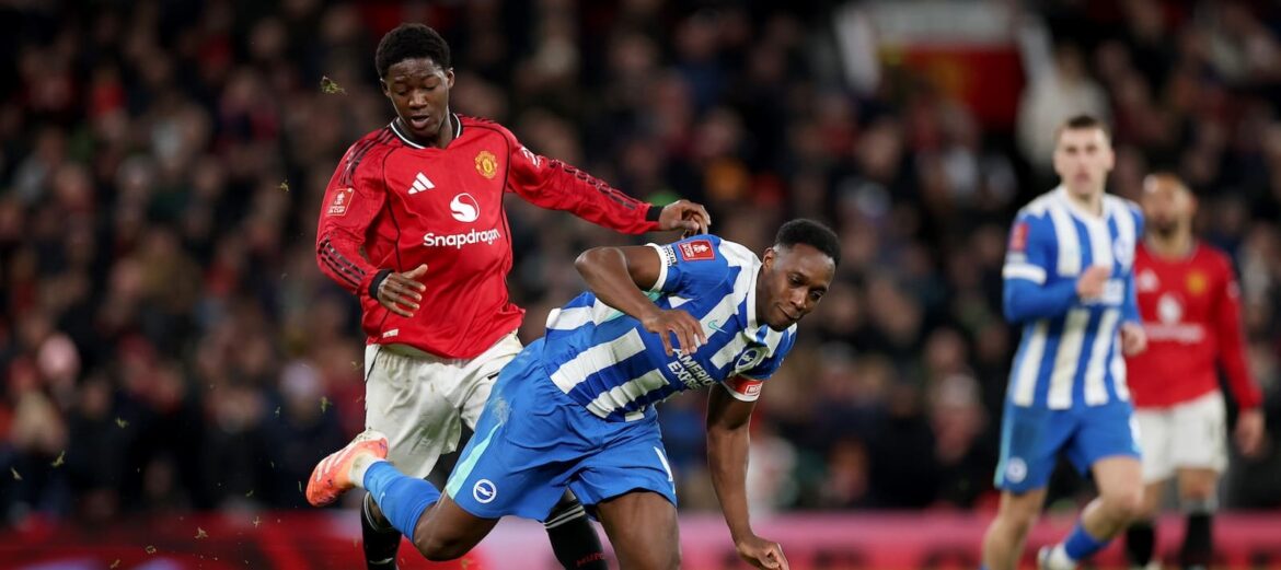 Kobbie Mainoo stands tall with impressive performance despite club's FA ...