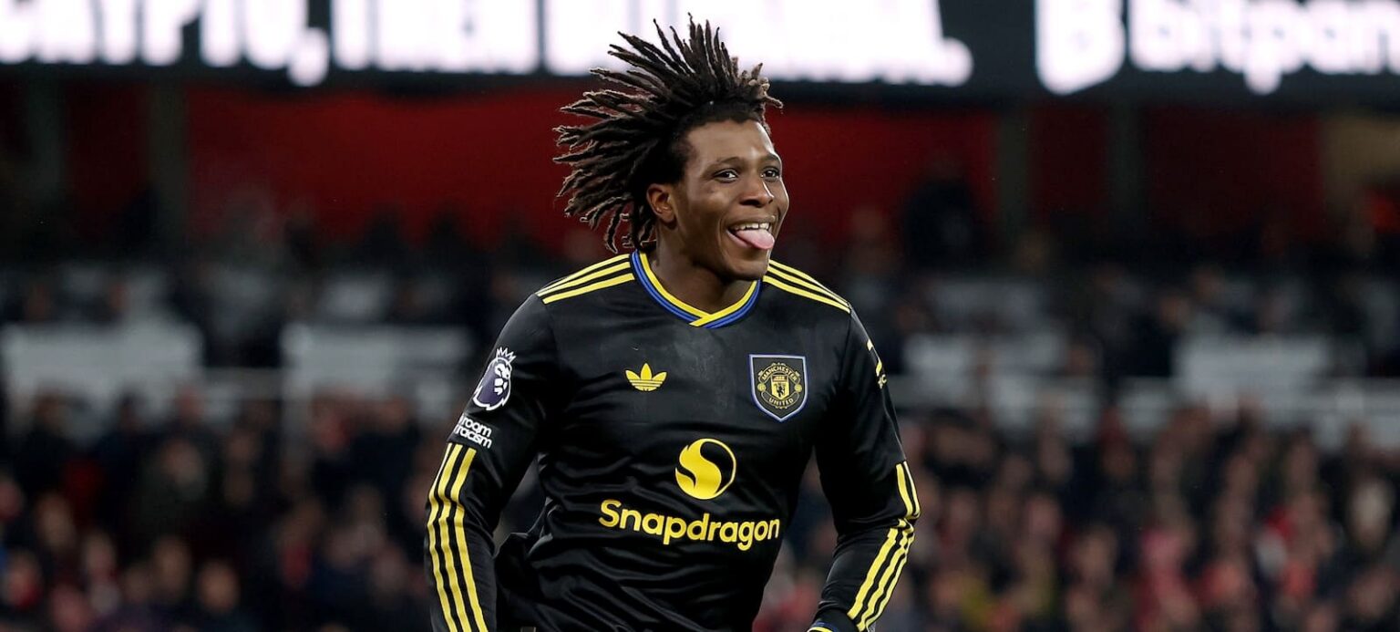 Patrick Dorgu wins Man United's Player of the Month award - Man United ...