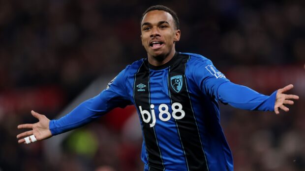 Eli Junior Kroupi: Man United told Bournemouth's price for French ...
